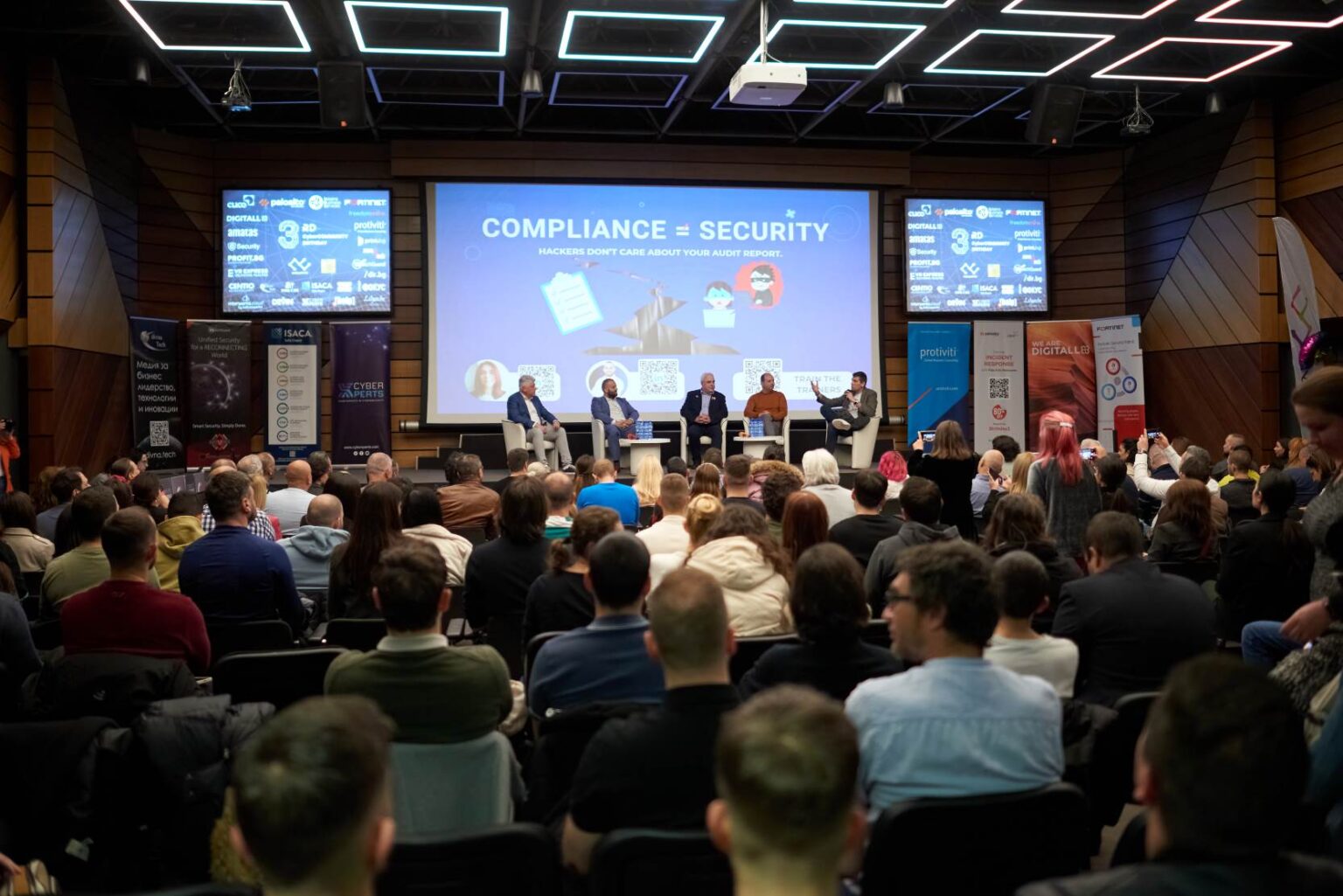 КиберКЛУБ отбеляза третия си рожден ден с над 500 участници – smartage.bg